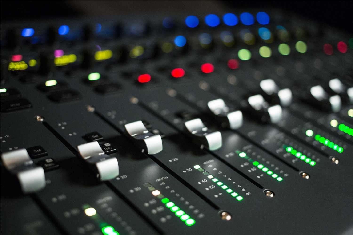 Avid Pro Tools S3 Control Surface Studio