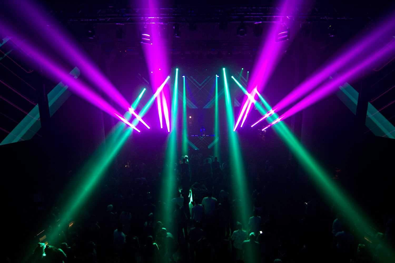 ADJ American DJ Entour Venue 1500-Watt DMX Faze Machine – Solotech