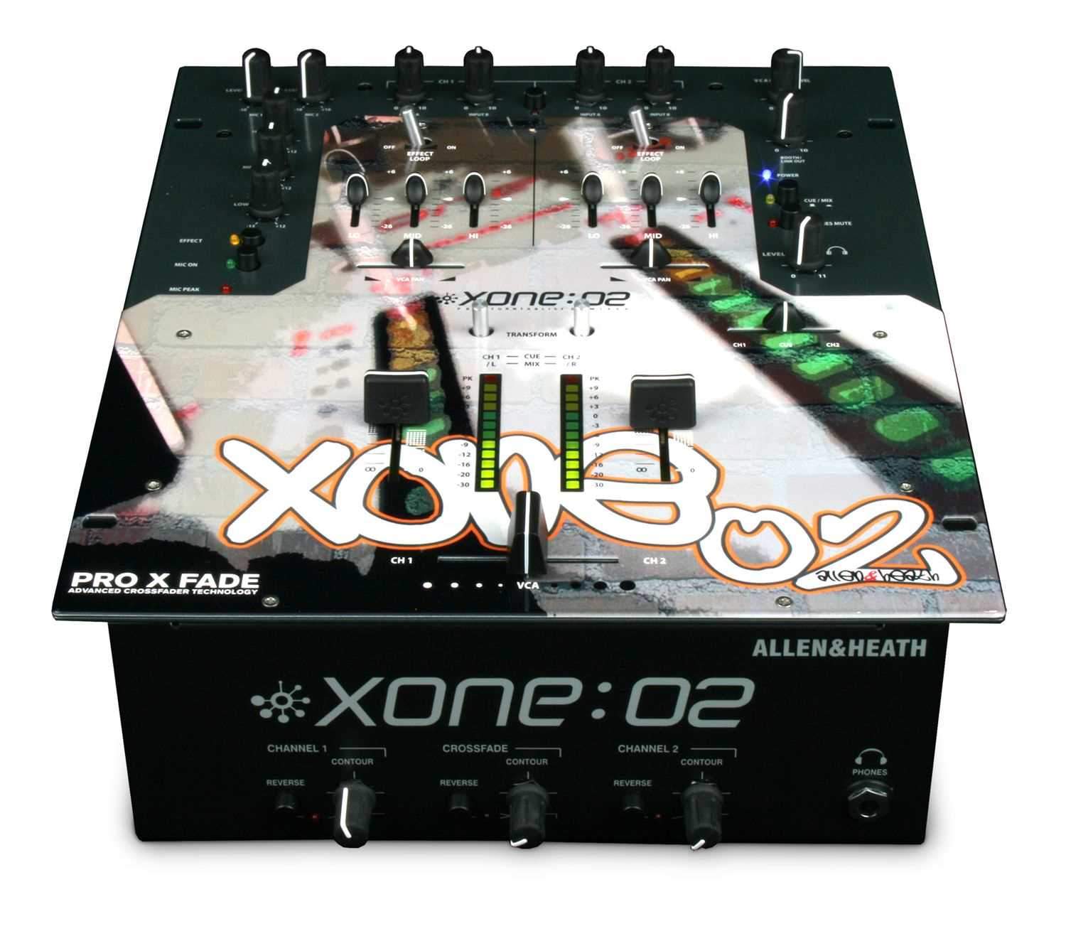 Allen & Heath Xone 2-02 Turntablist DJ Mixer | Solotech