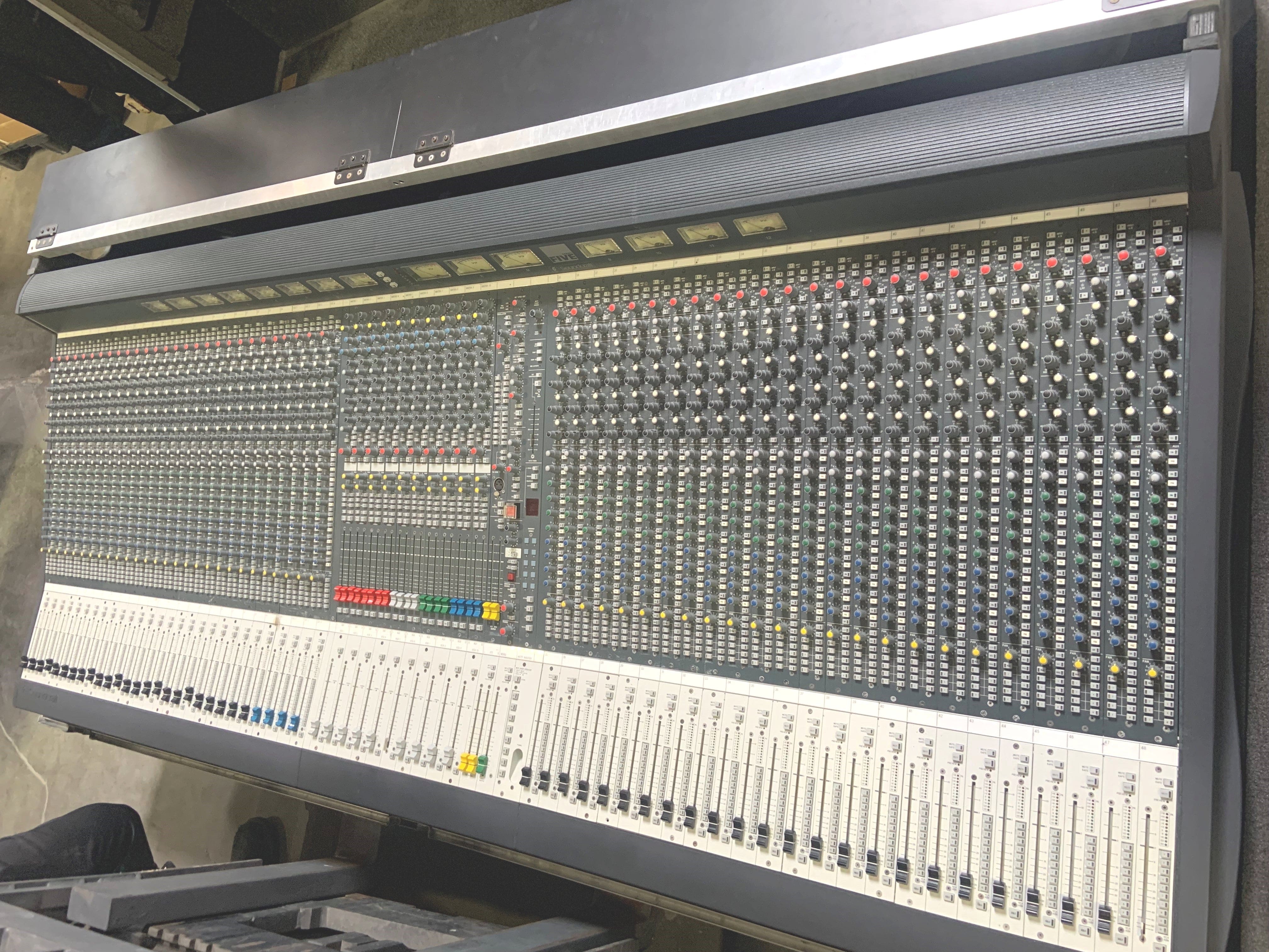 Soundcraft Series V 48 Channel Mixing Console